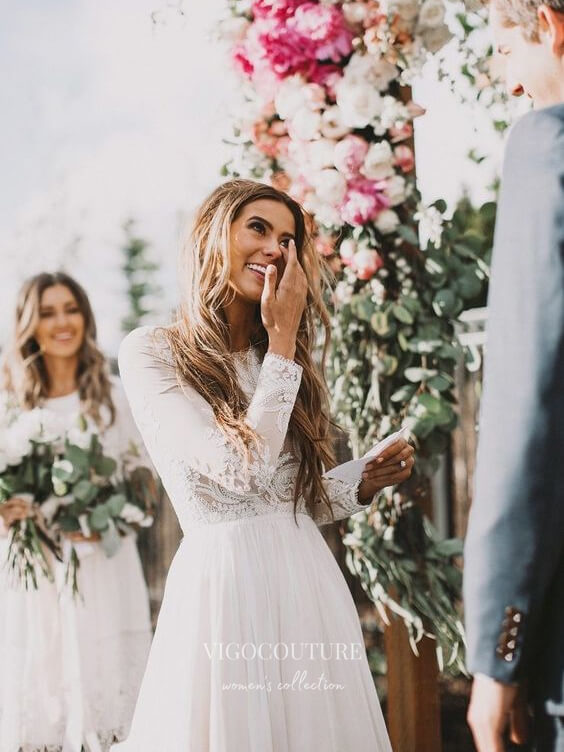 Boho Rustic Wedding Dress: Long-Sleeve Country Elegance W0017 – vigocouture